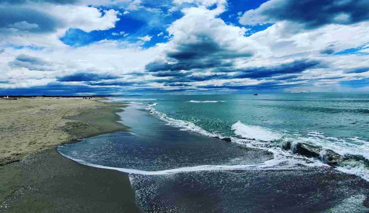 Spiaggia della Lecciona, un paradiso incontaminato ai piedi delle ...